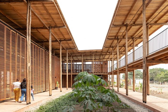 Community Productive Development Center Las Tejedoras - Architectures ...