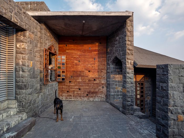 Padvi The Verandah House - Architectures - Jidipi